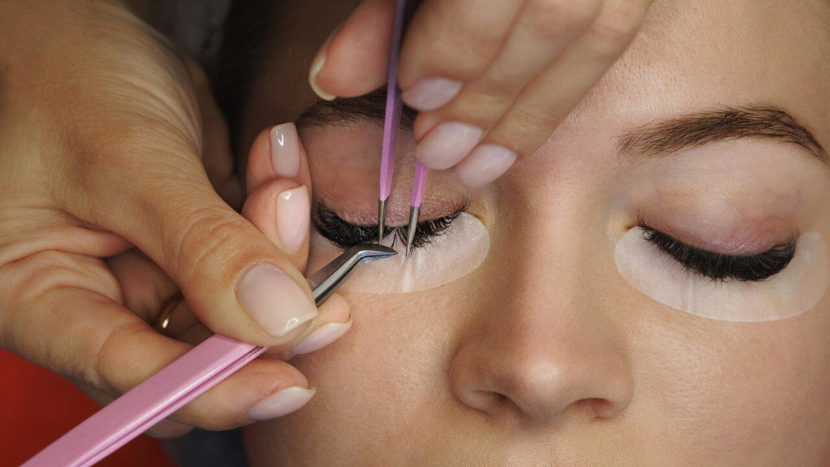 Lash Extension Trends: Staying Current With The Latest Styles & Techni ...